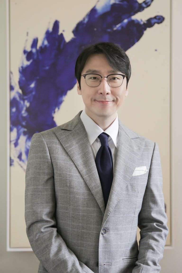 위아트, ‘미술 대중화’로 갤러리의 문턱을 낮추는 혁신 브랜드(인터뷰) - 와우테일