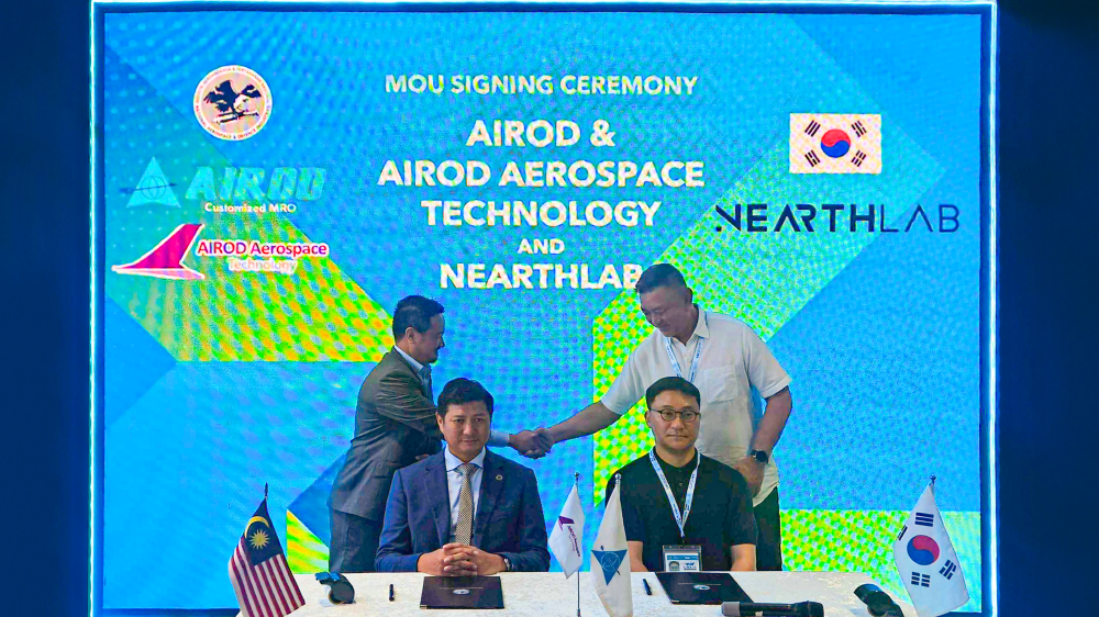 니어스랩, 말레이시아 '에어로드'와 현지 민간 및 군용 항공기 MRO 구축 - 와우테일